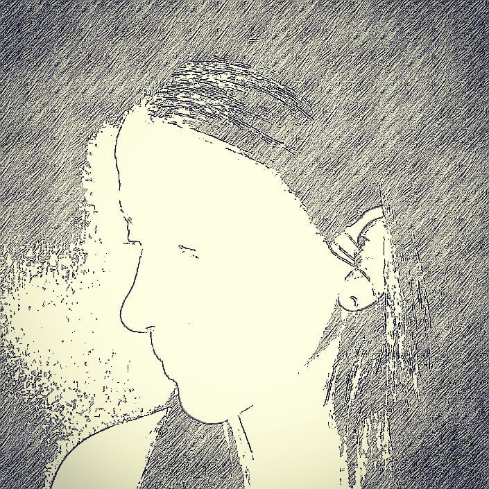 Kyrstna Tomek – Medium