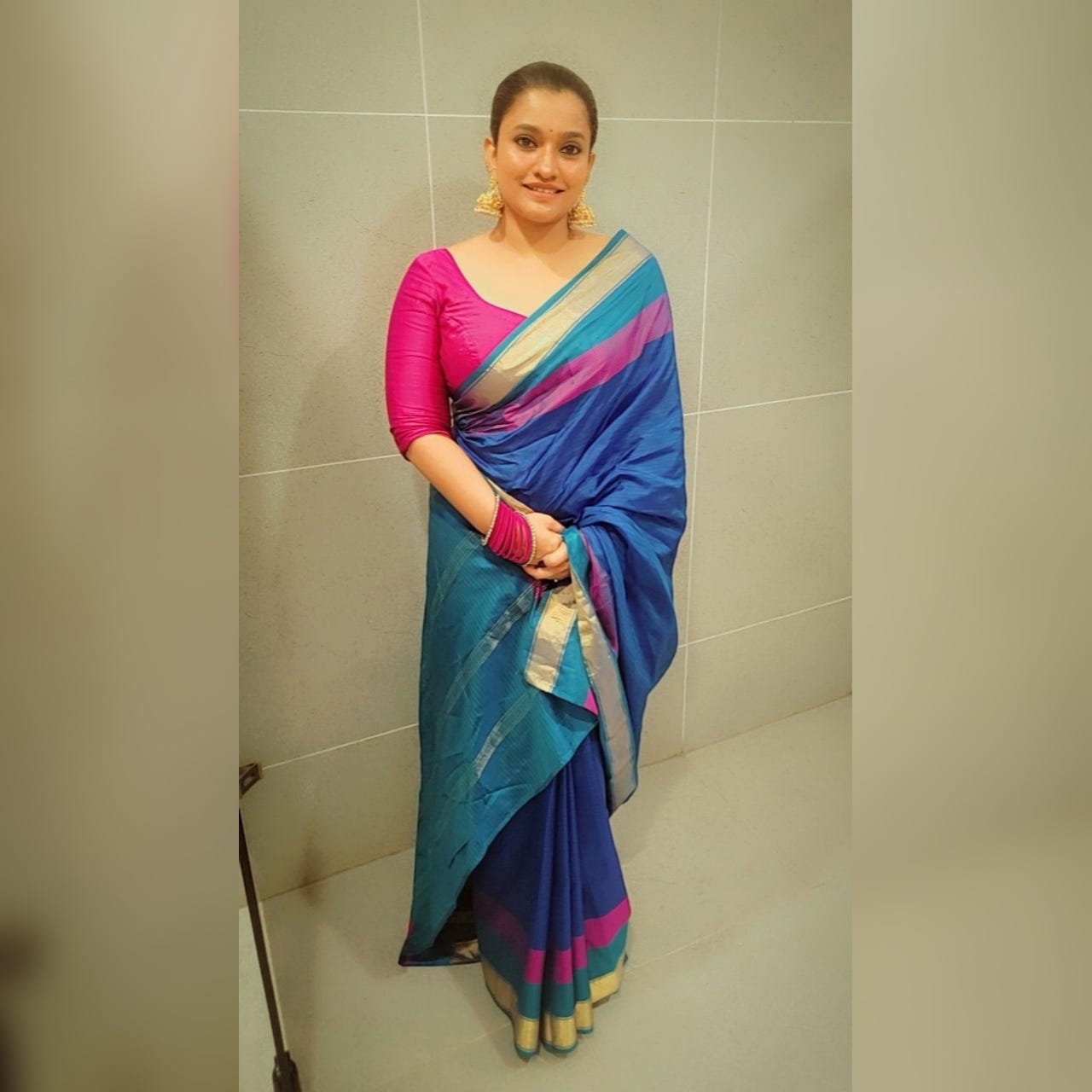 Merlin Manjusha – Medium