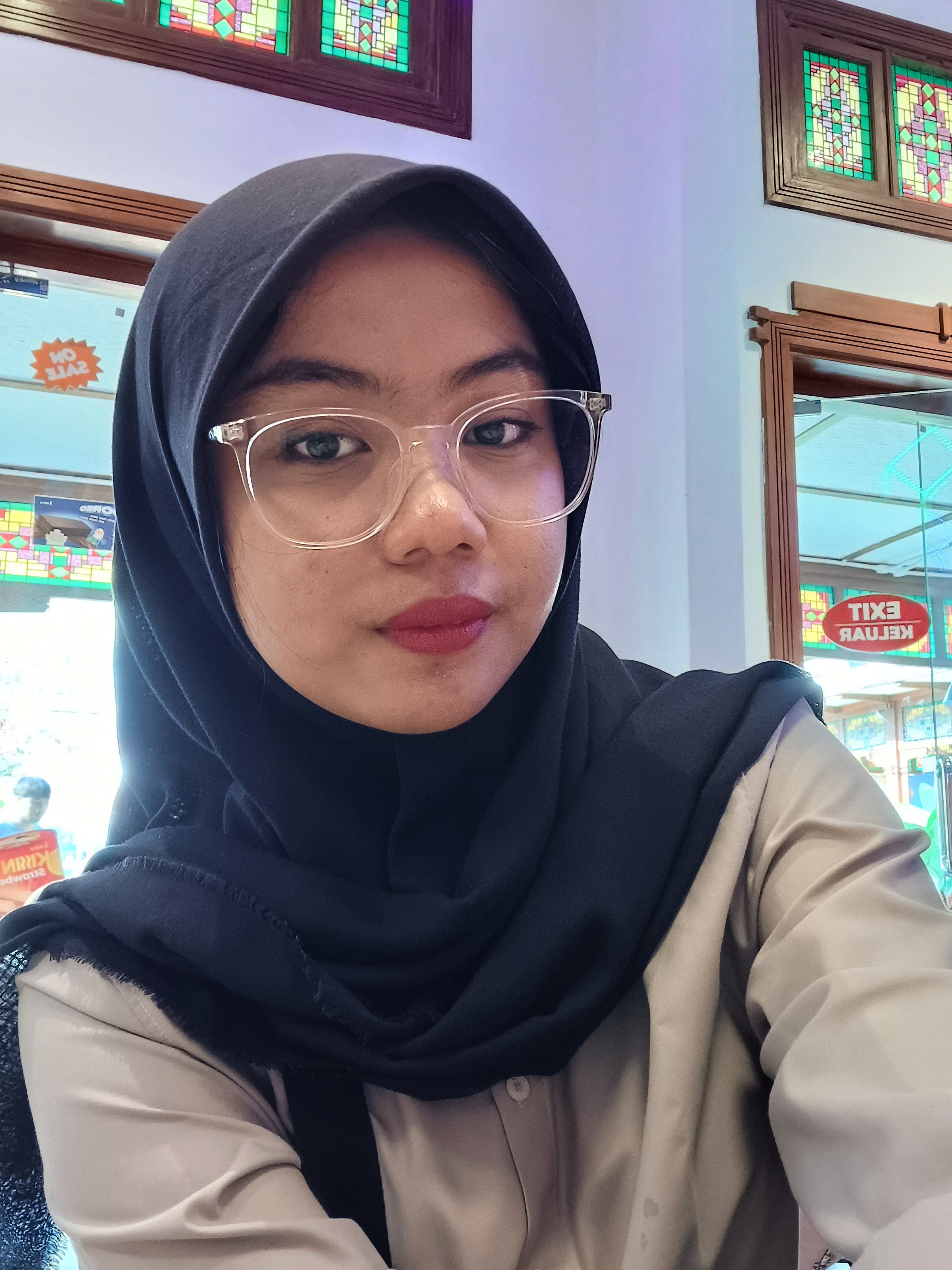 Azalia Tiara – Medium