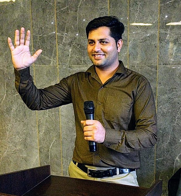 Raju Zanzamera – Medium