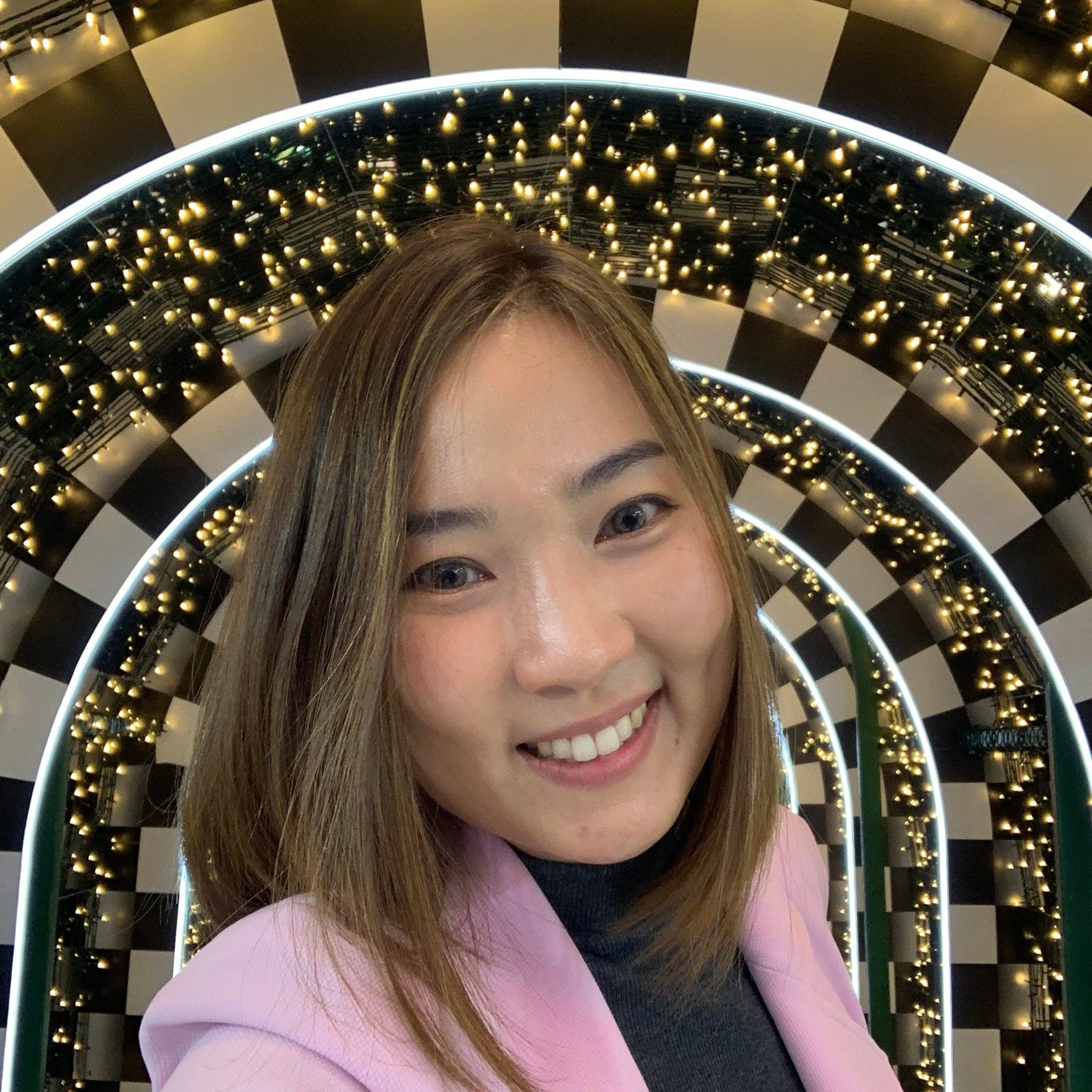 Yanin – Medium