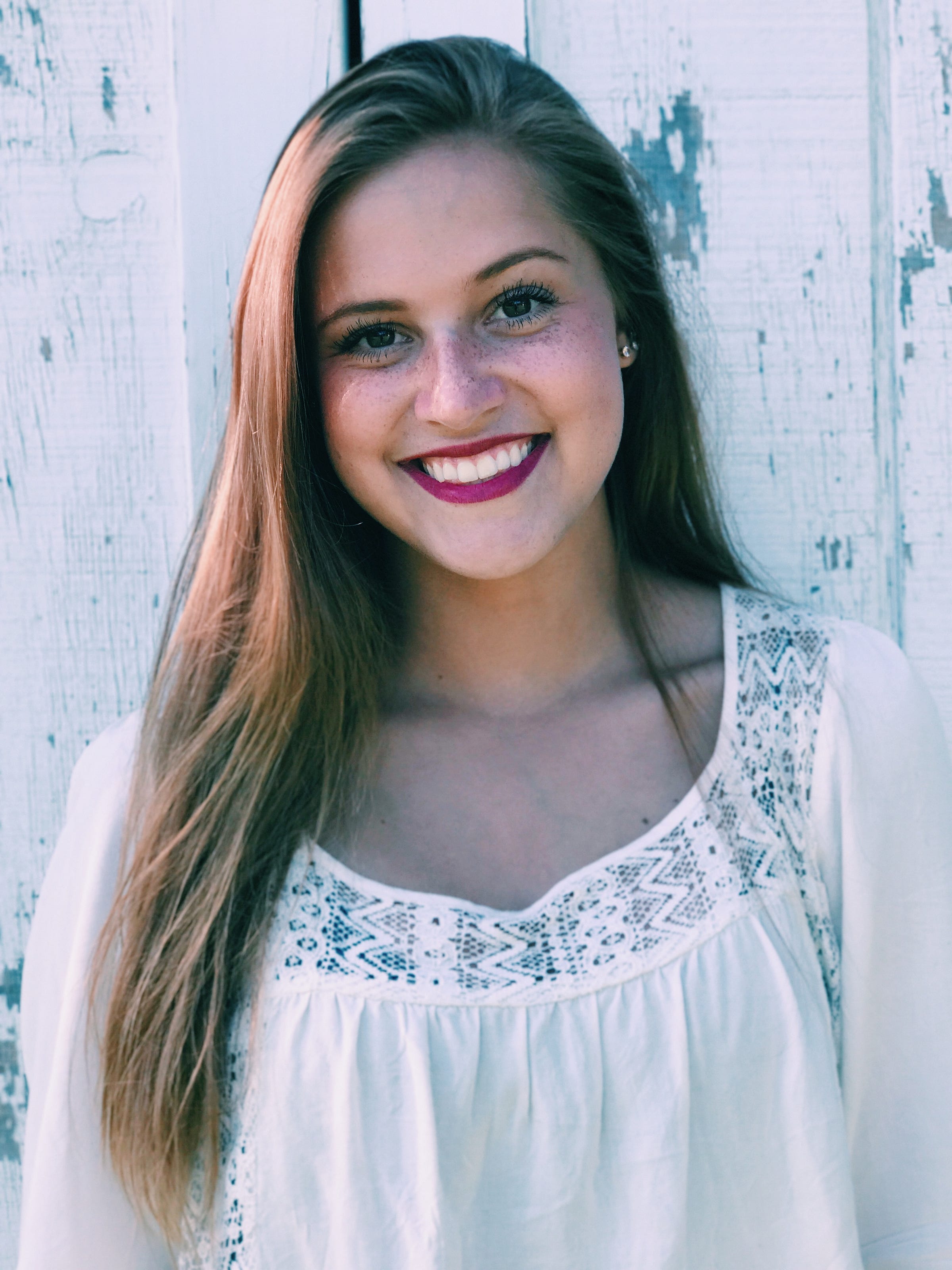 Emilee Hunt – Medium