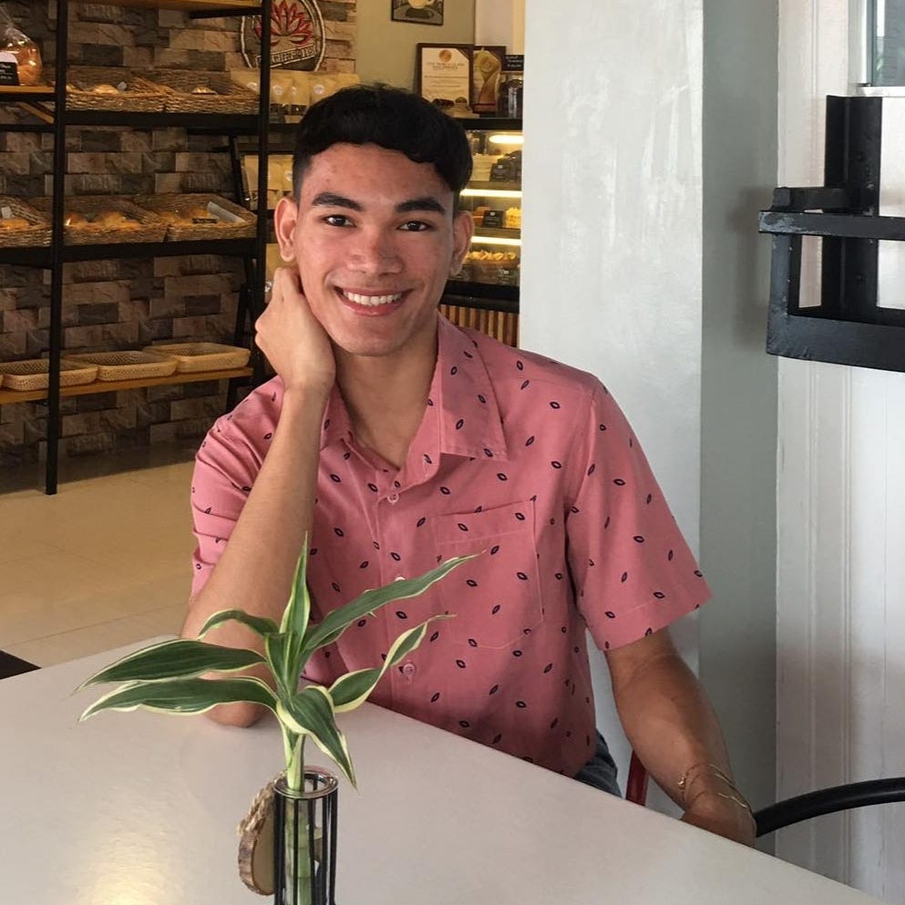 Reymark Macabenta – Medium