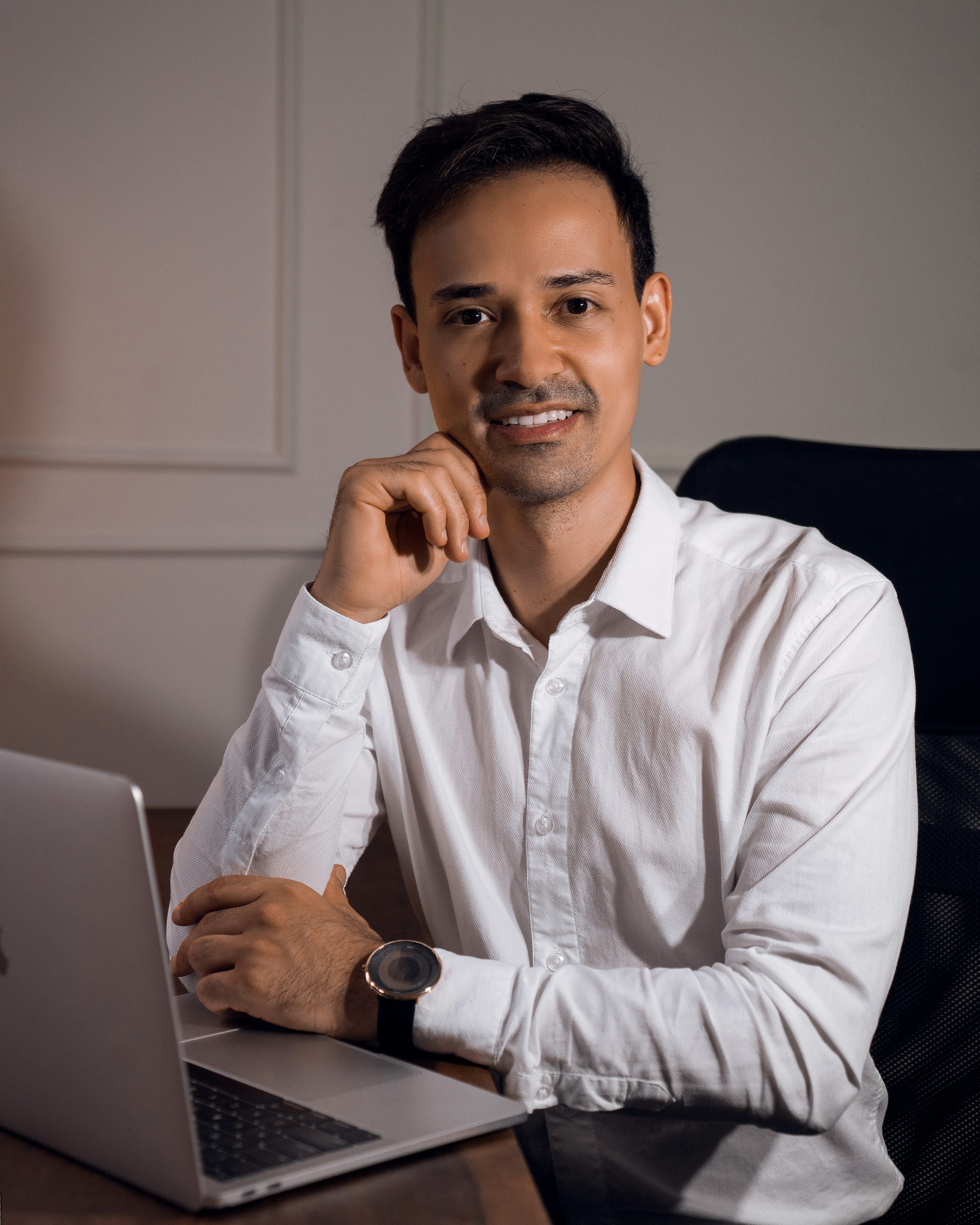Raul Negri – Medium