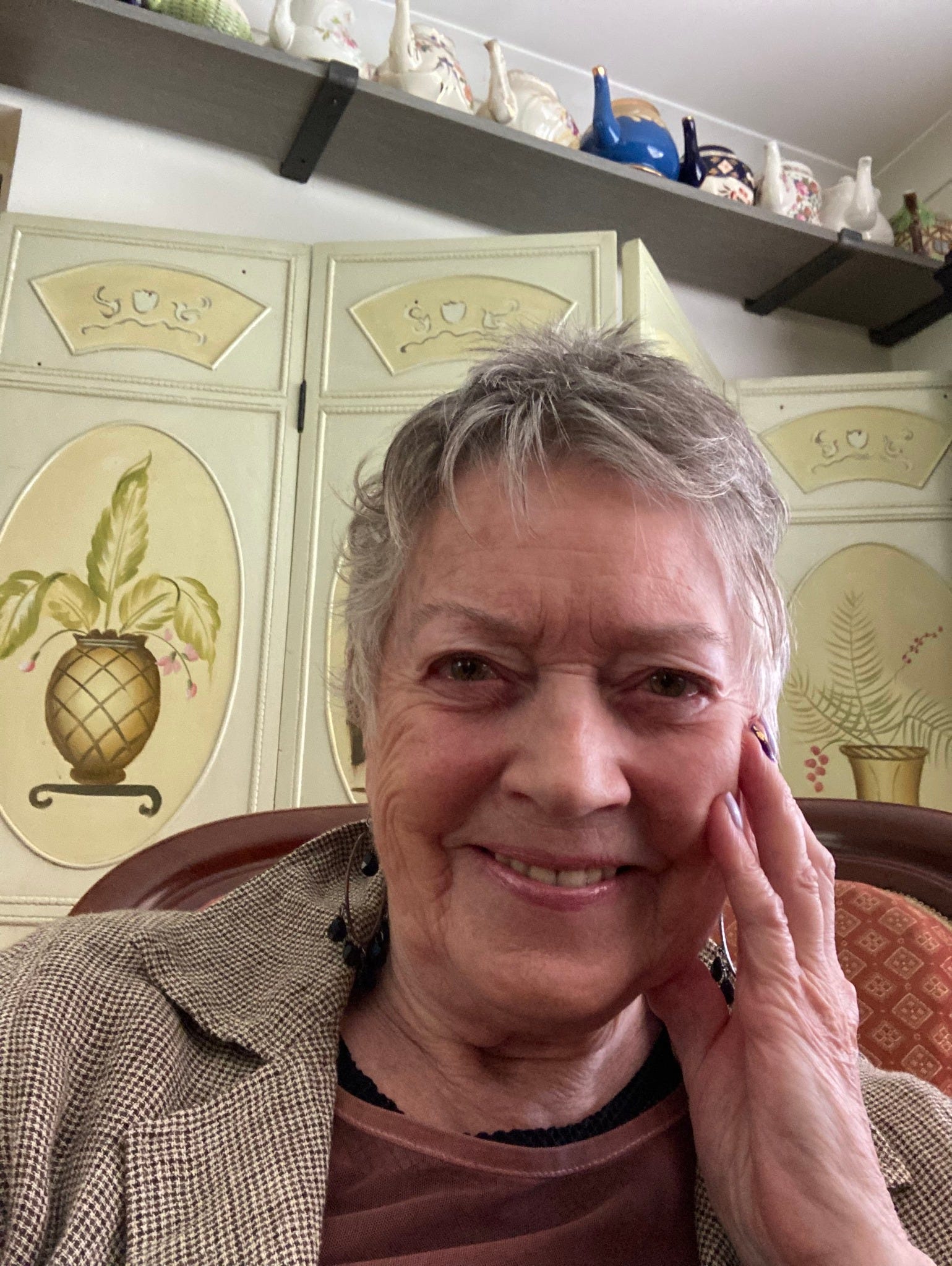 Annie Roy-Barker – Medium