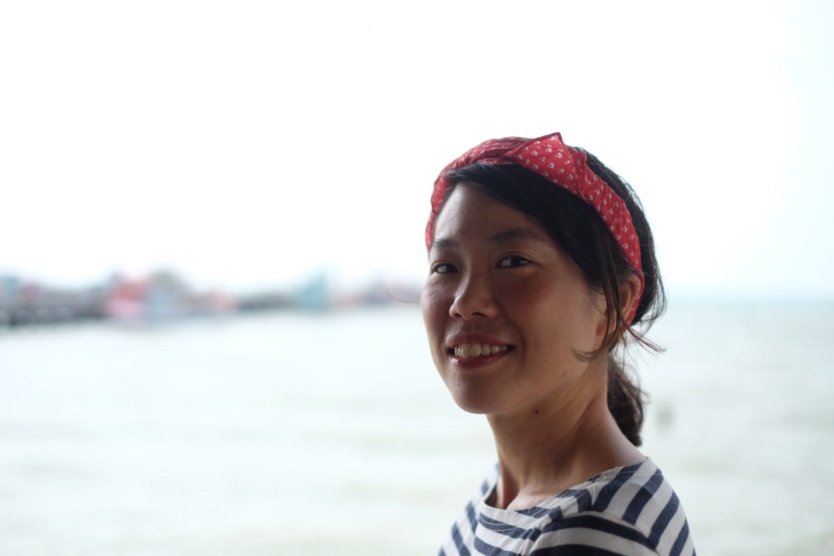 Lanna Apisukh – Medium