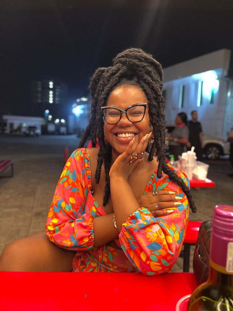 Helen King – Medium