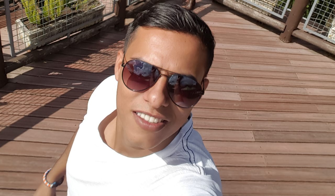 Diego Cezar – Medium