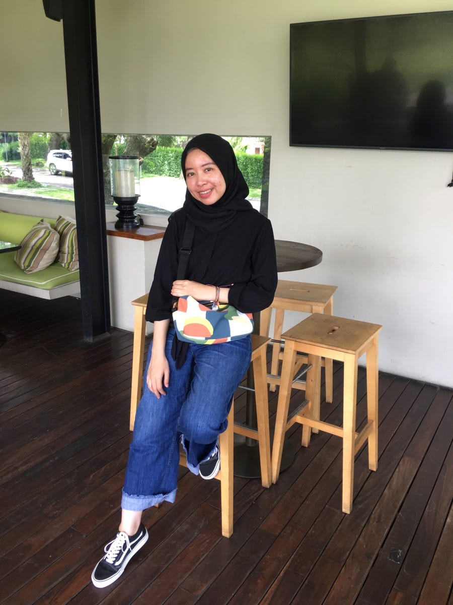 Dea Ayu Nuritalinda – Medium