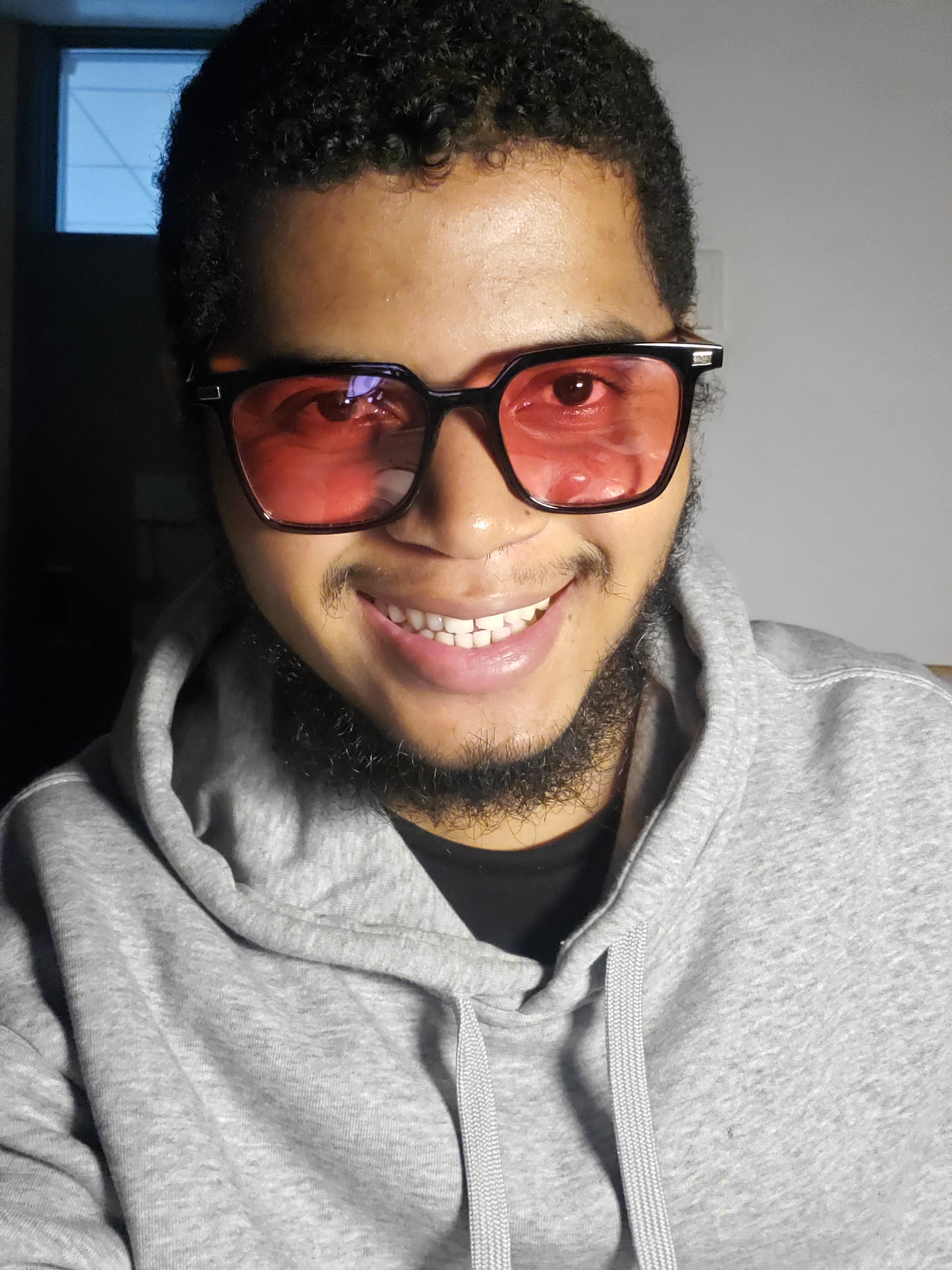 Andil Bakary – Medium