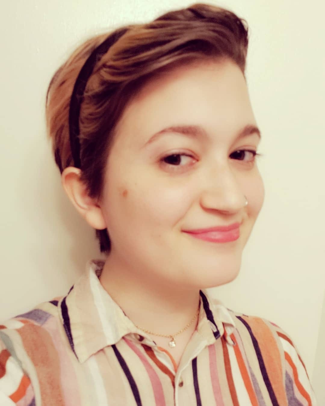 Elizabeth Ponds – Medium