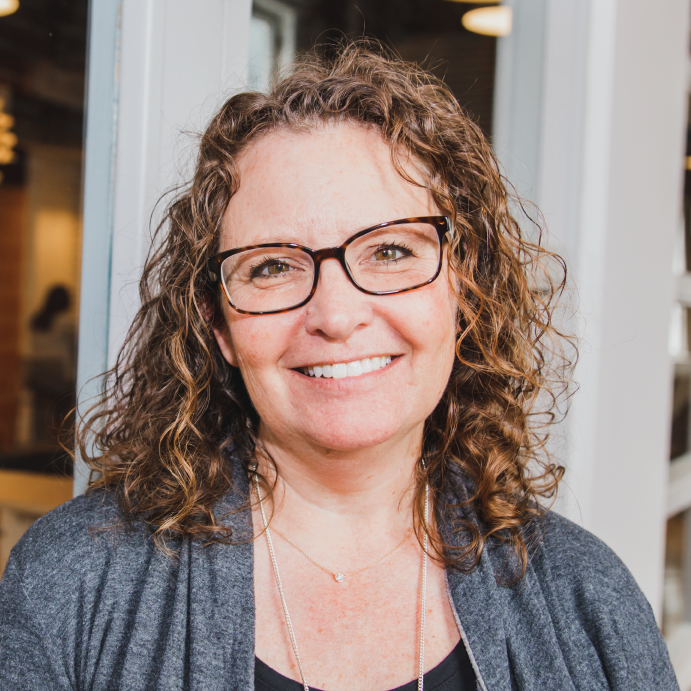 Ann Thompson – Medium