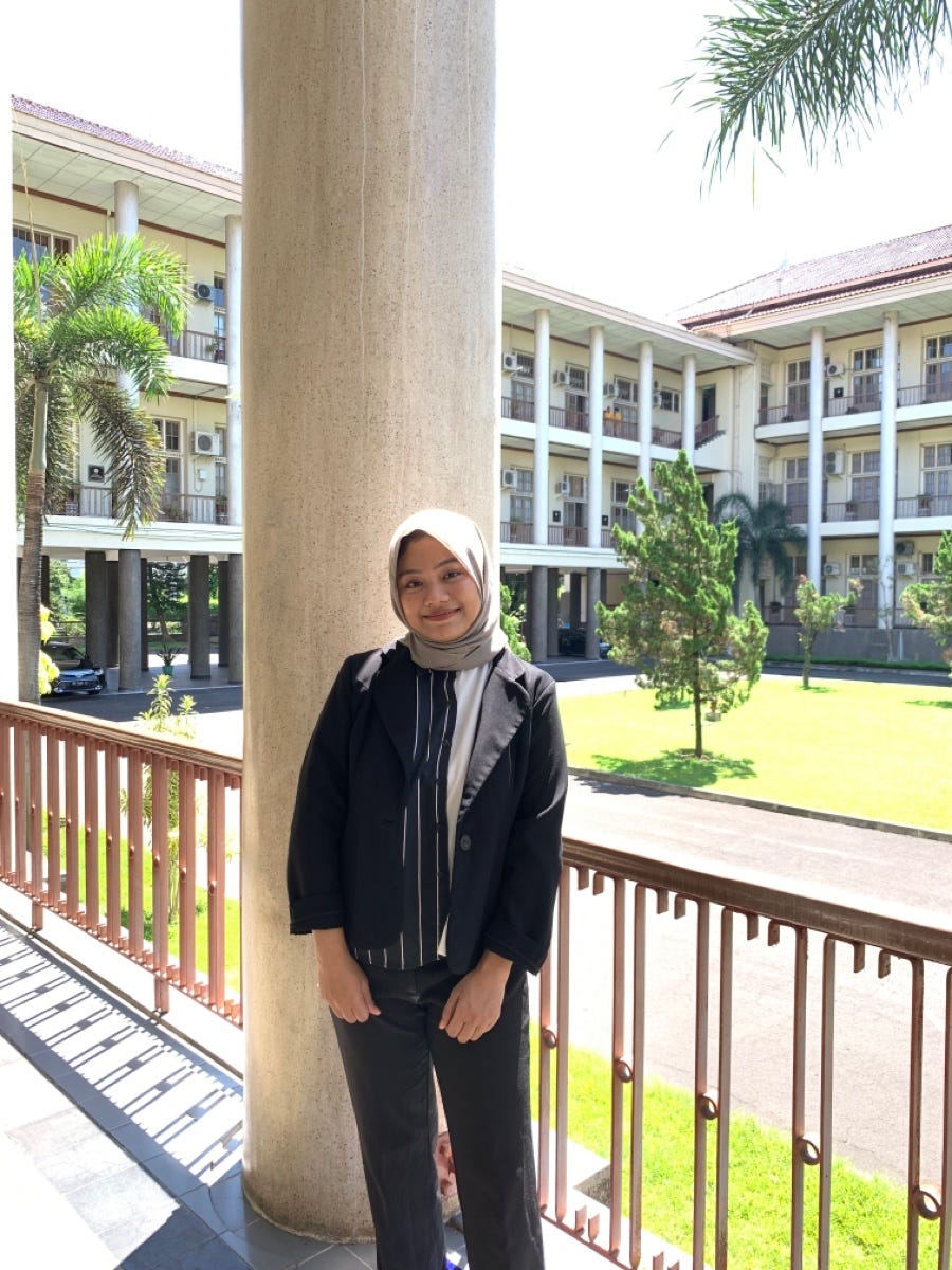 Syifa Arifia – Medium