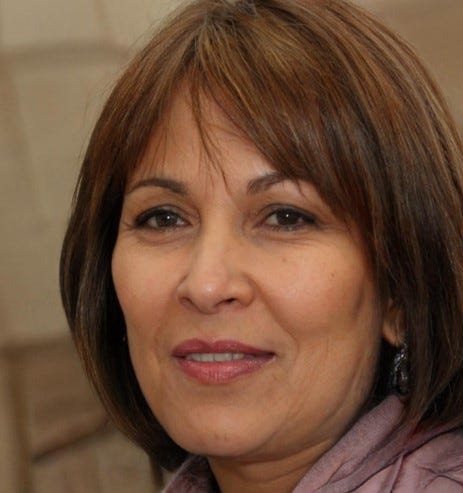 Maria Cortez – Medium