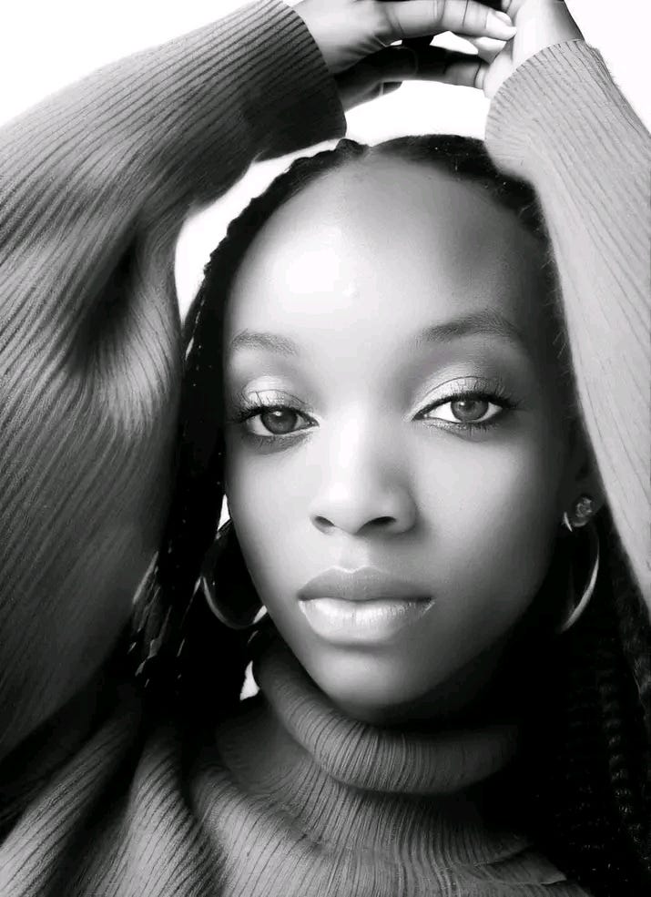 Favour Kigbu – Medium