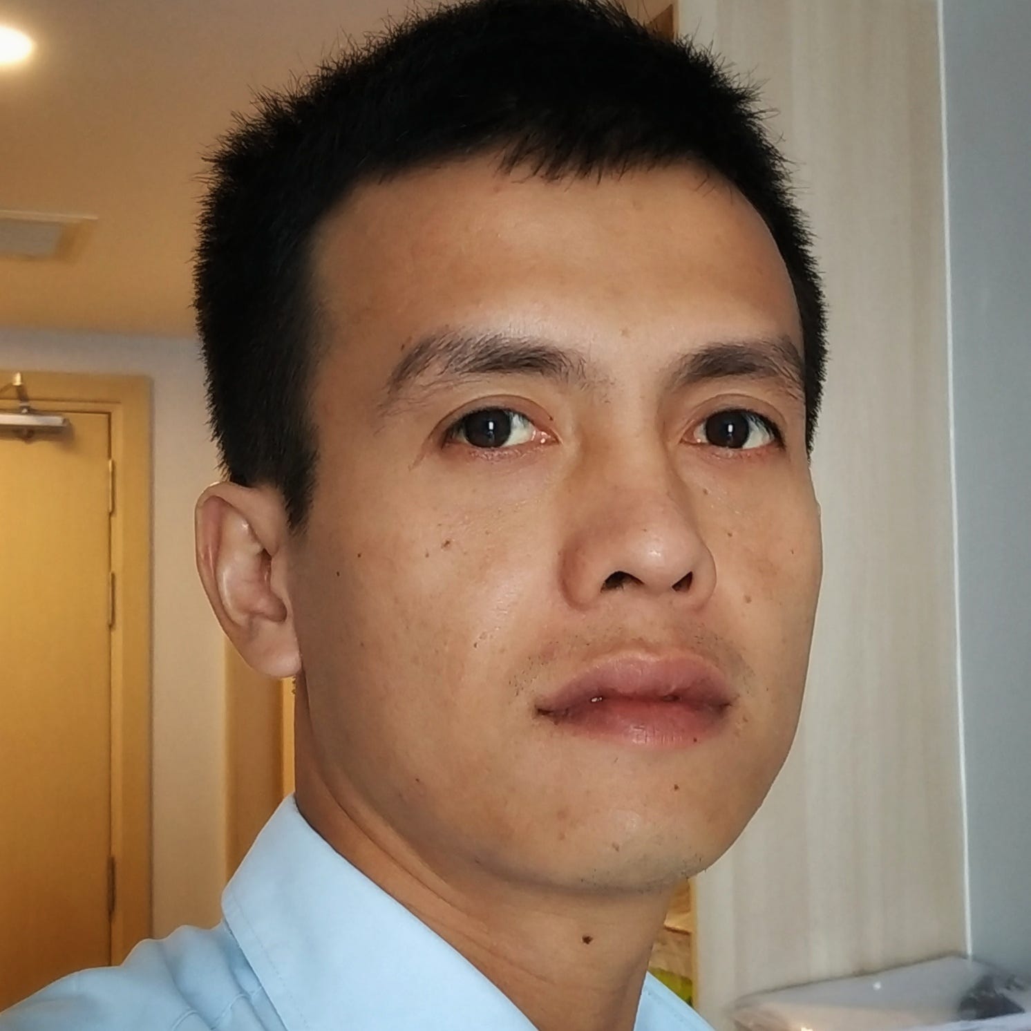 Huy Nguyen – Medium