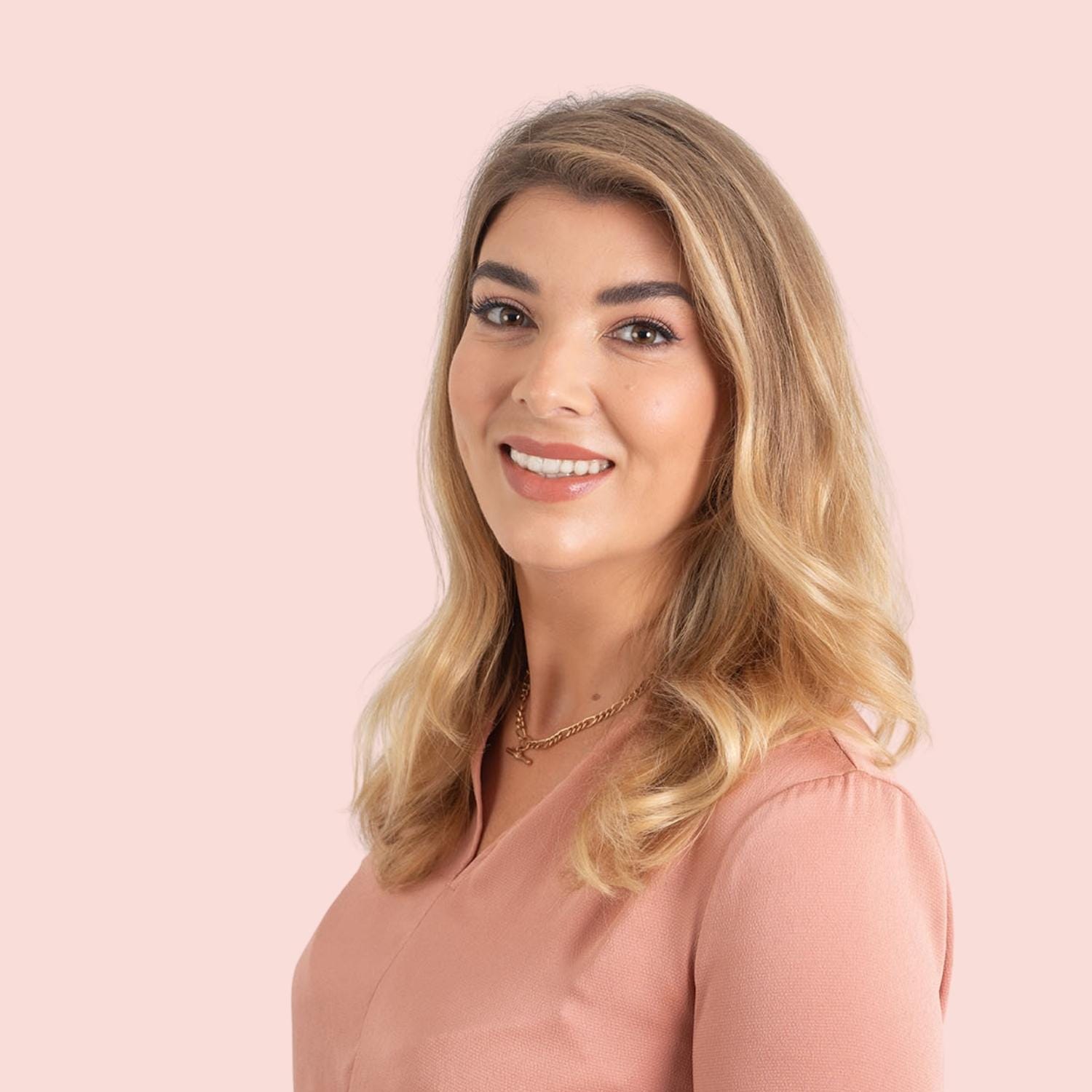 Natalie Larkin – Medium