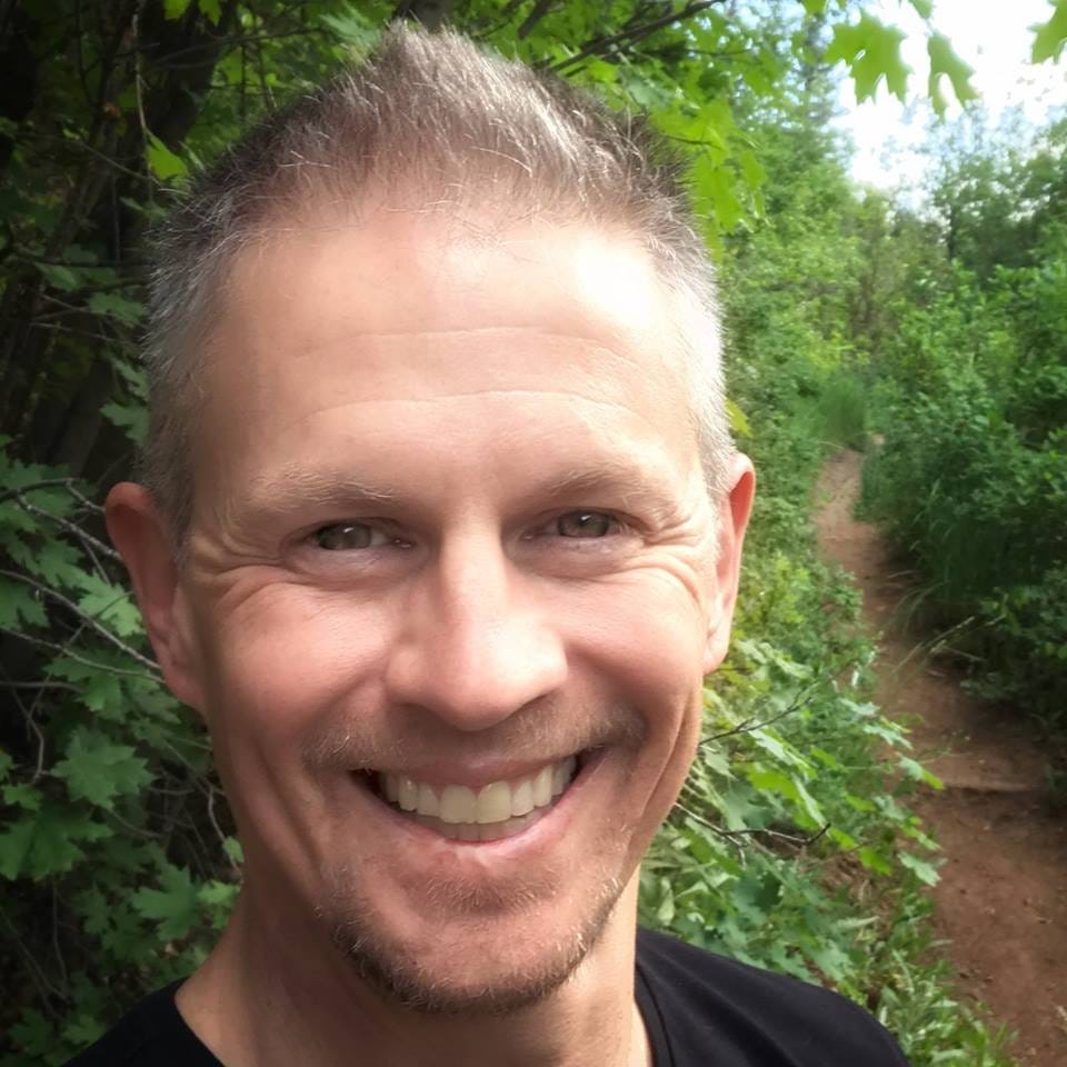 Brad Perry – Medium