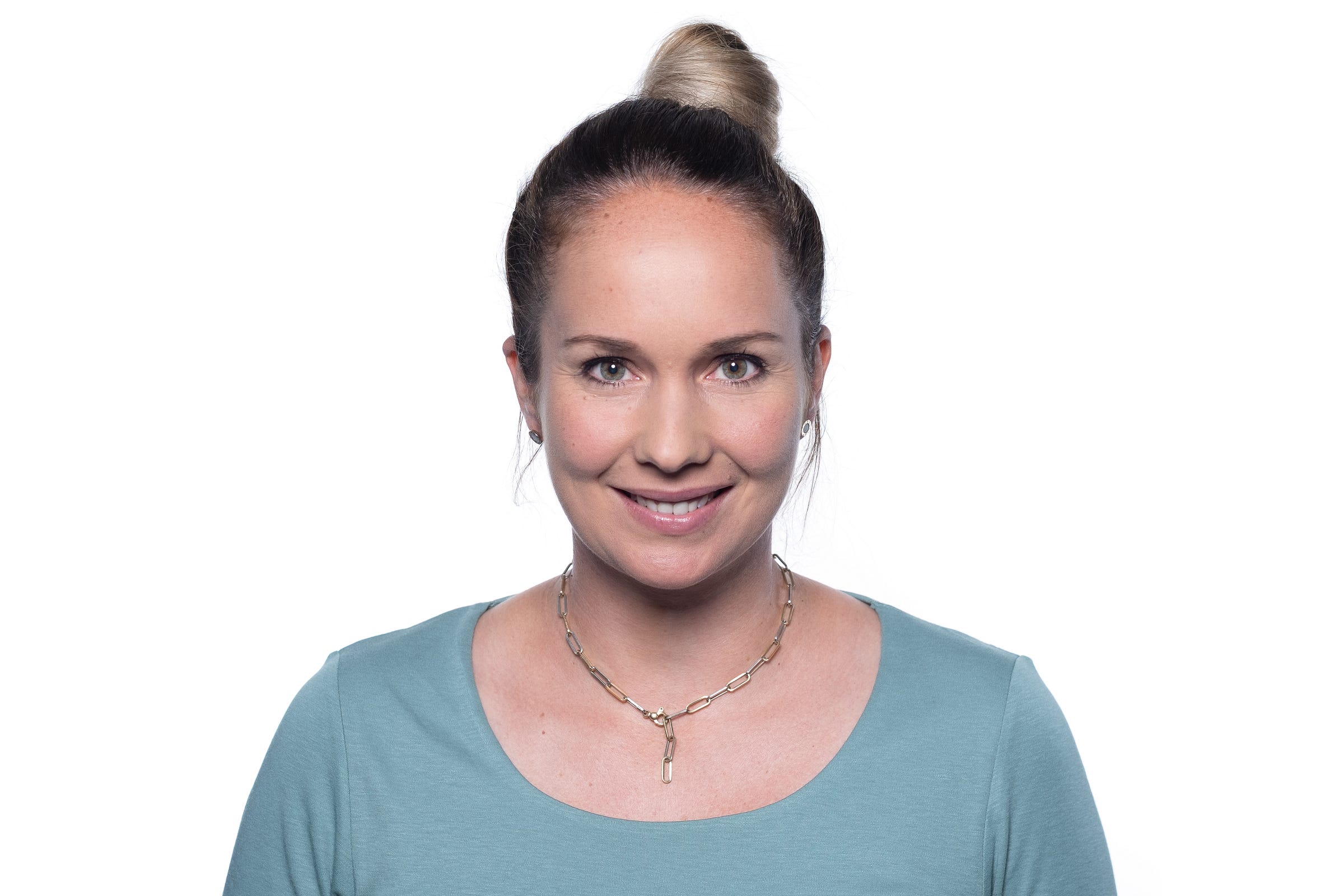 Jennifer Zika – Medium