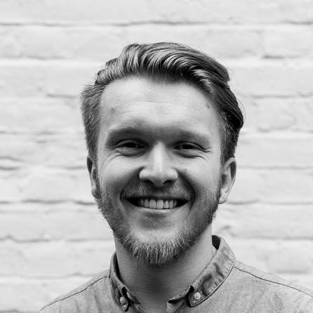 Roman Mazur – Medium