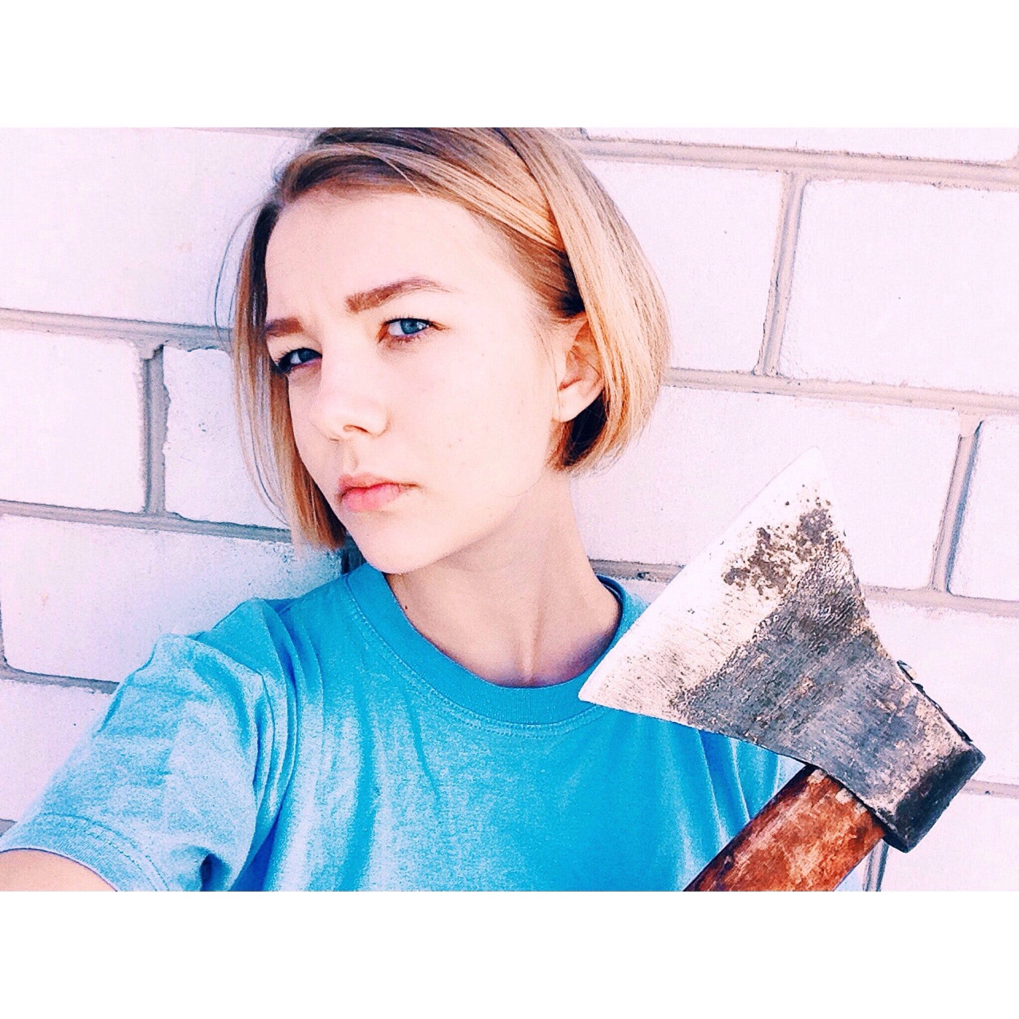 Julie Banks – Medium