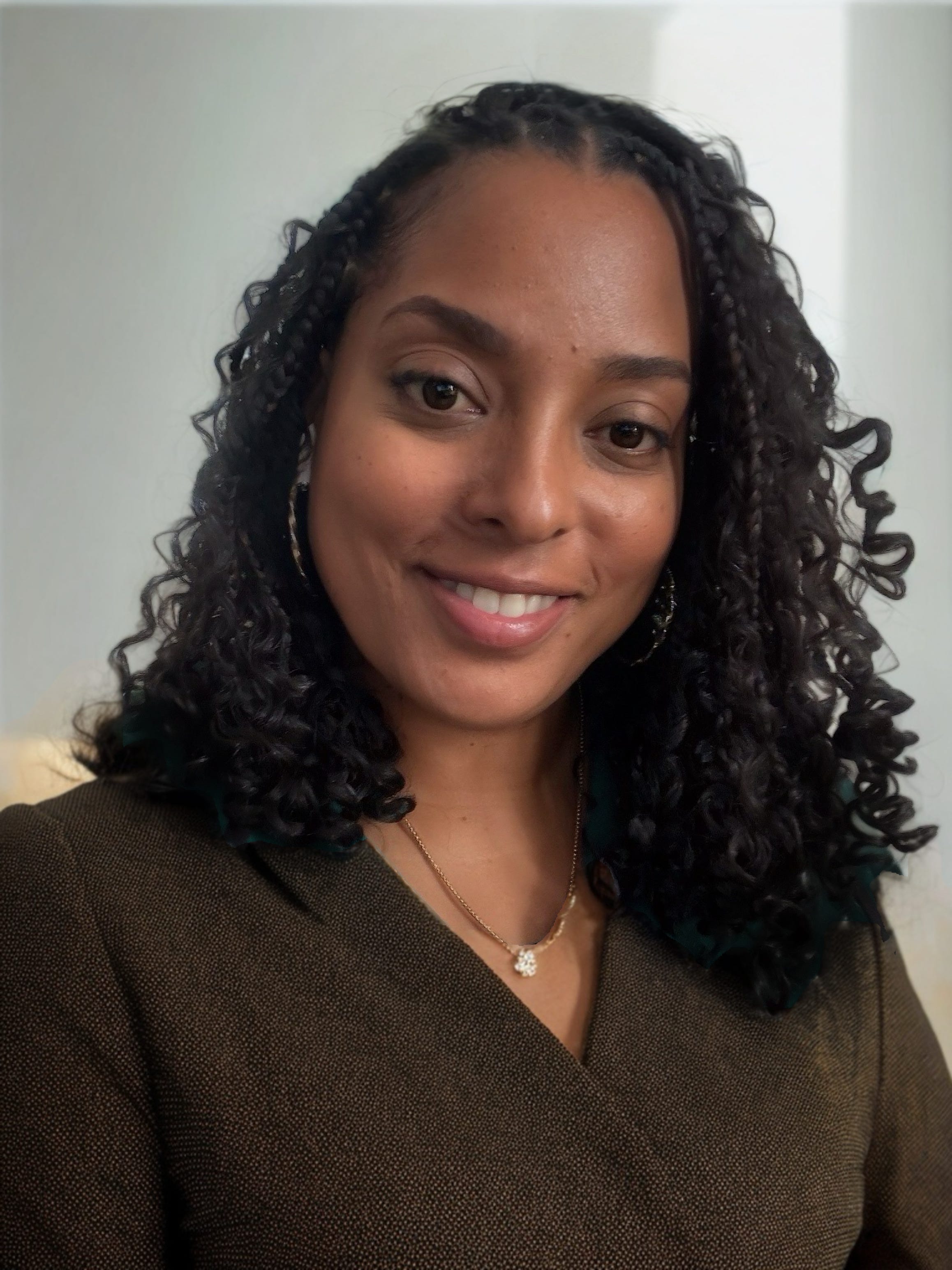 About – Yvonda Davis – Medium