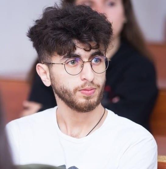 Rashidov Khanbala – Medium