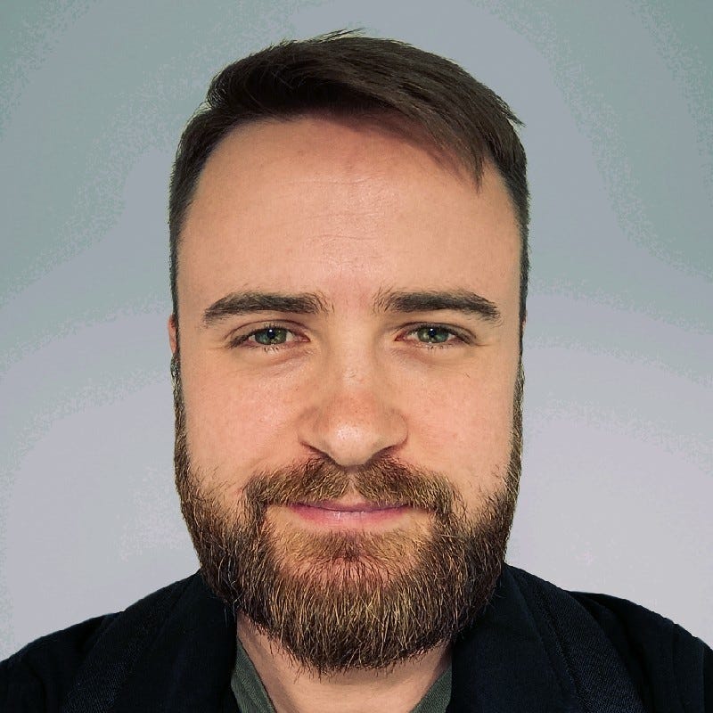Sam Oliver – Medium