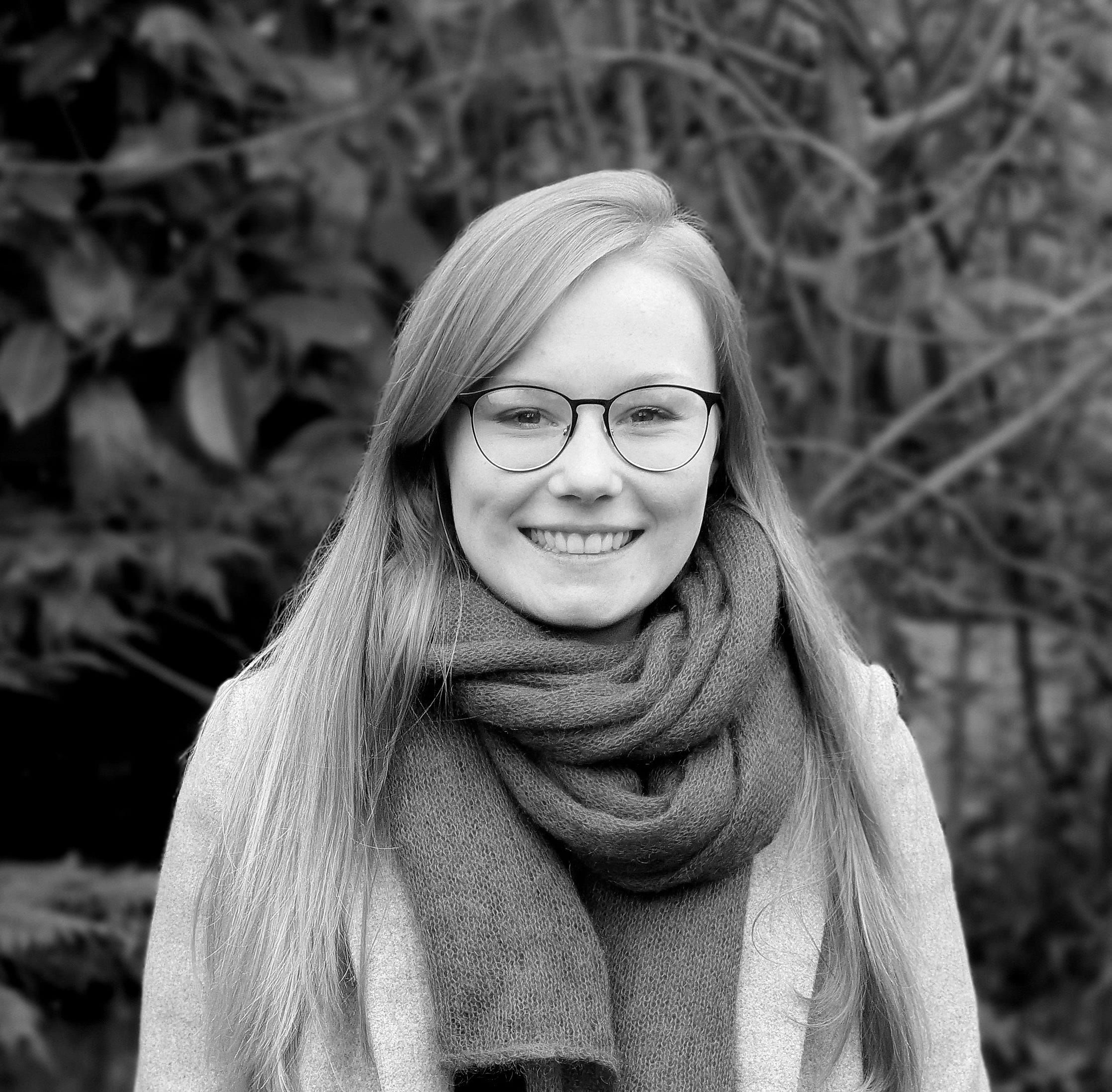 Helen Traill – Medium