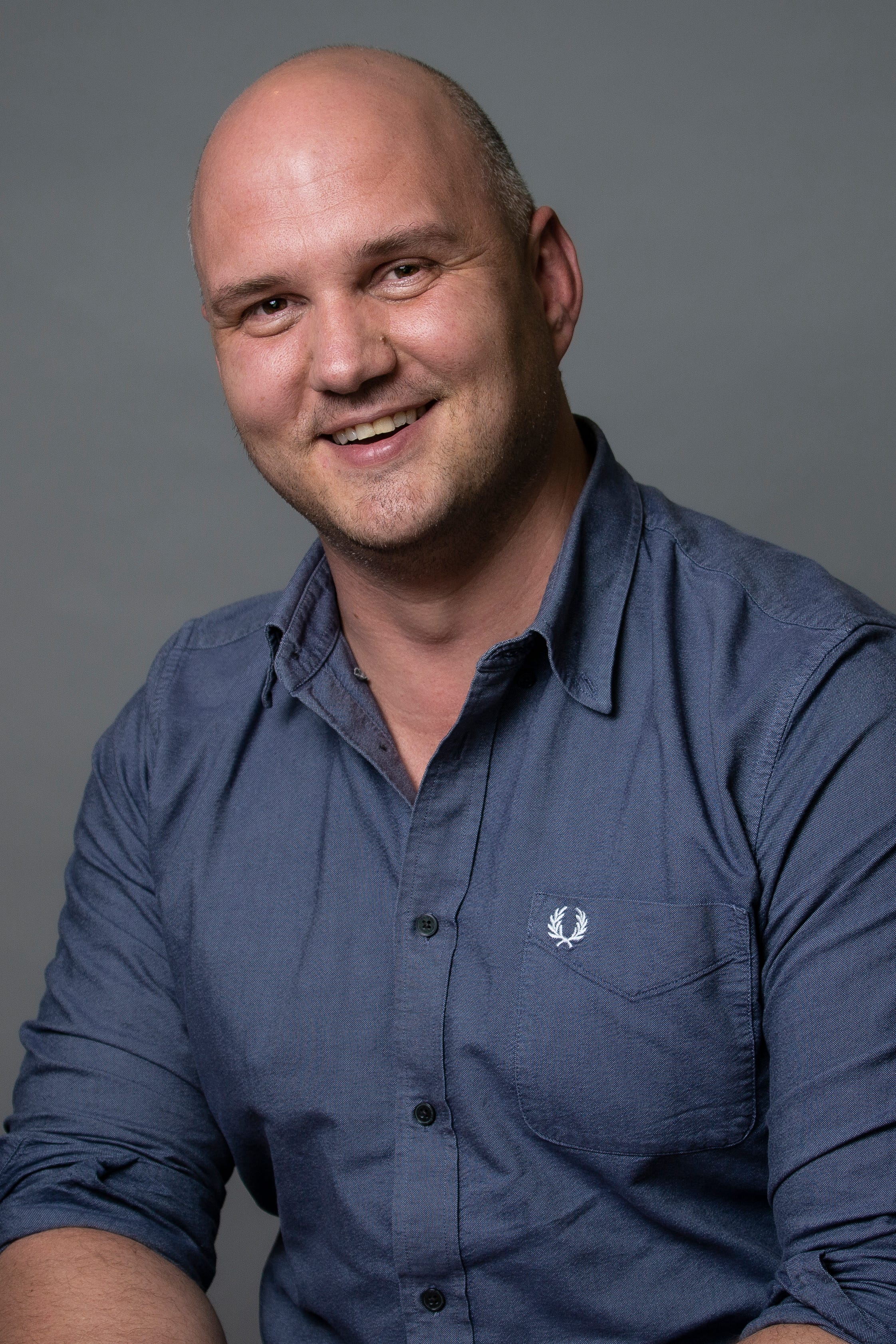Francois Pretorius – Medium