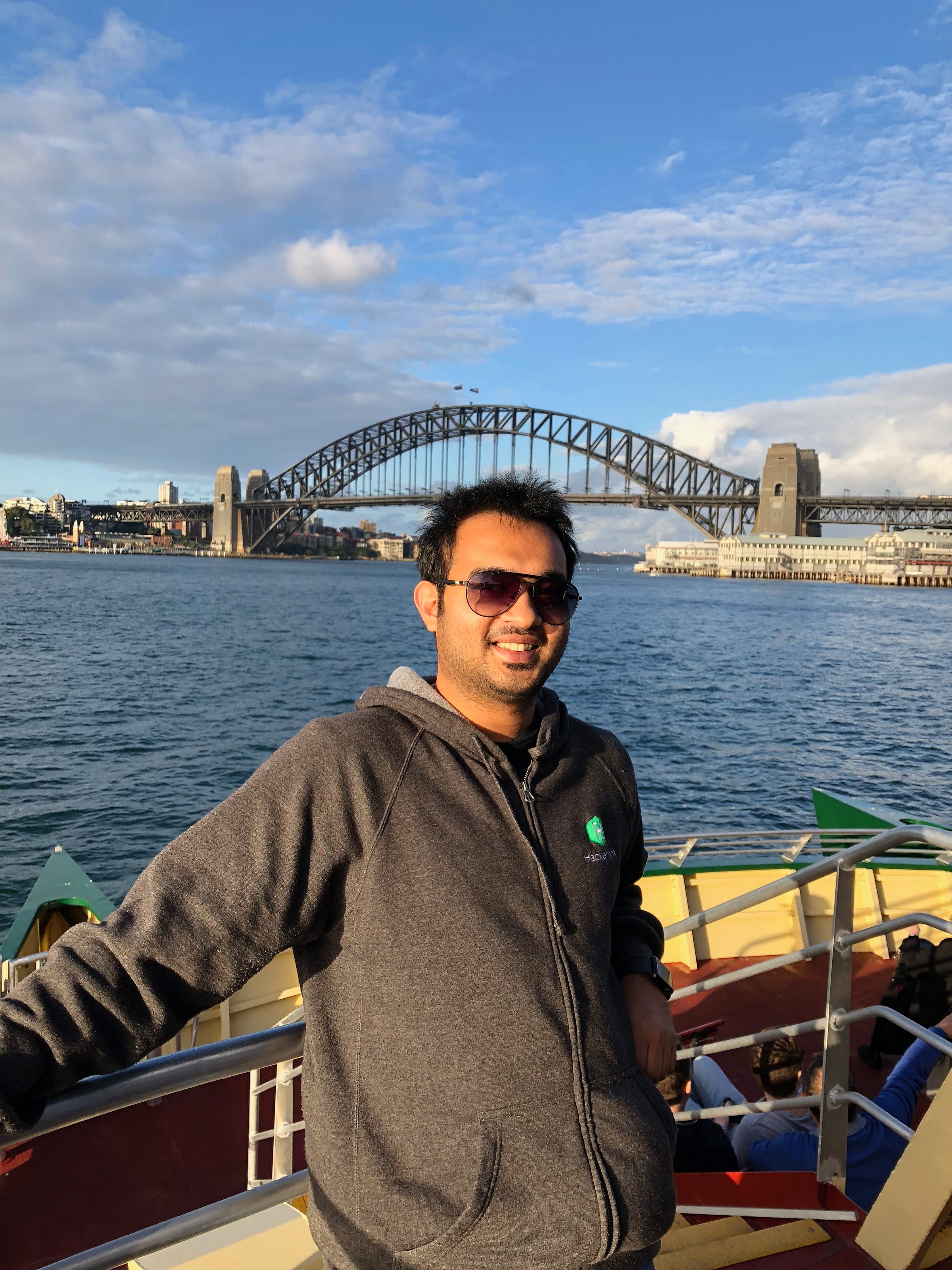 Alfred Alexander – Medium