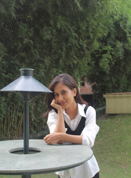 Parisha katuwal – Medium