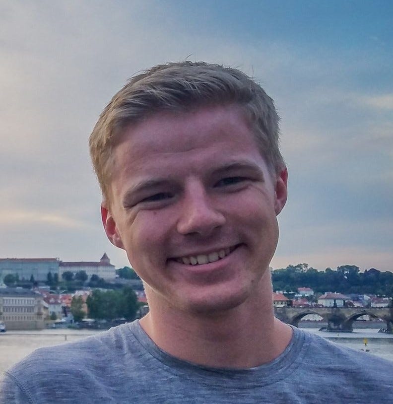 Mark Hayward – Medium