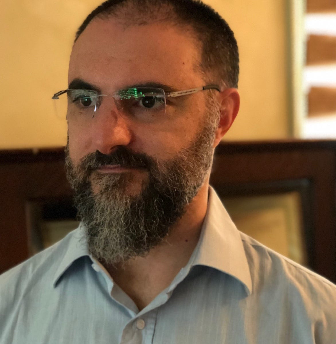 Ron Forte – Medium