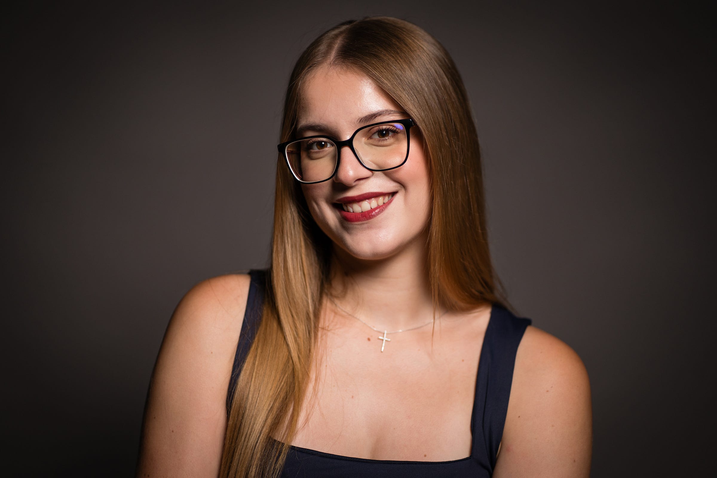 Anna Szabó – Medium