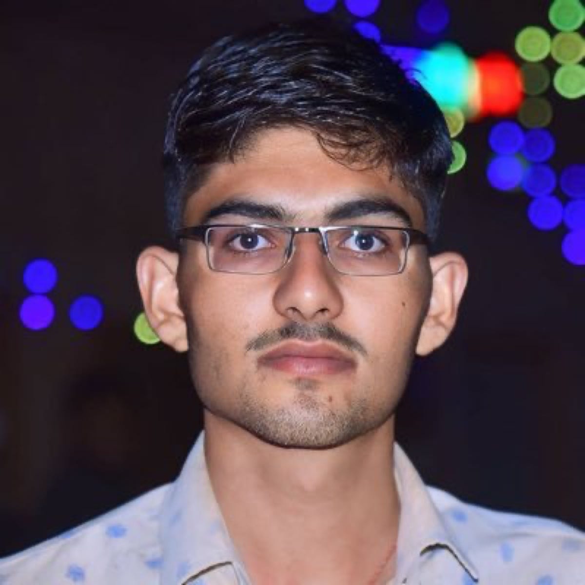 Tilok Karwasra – Medium