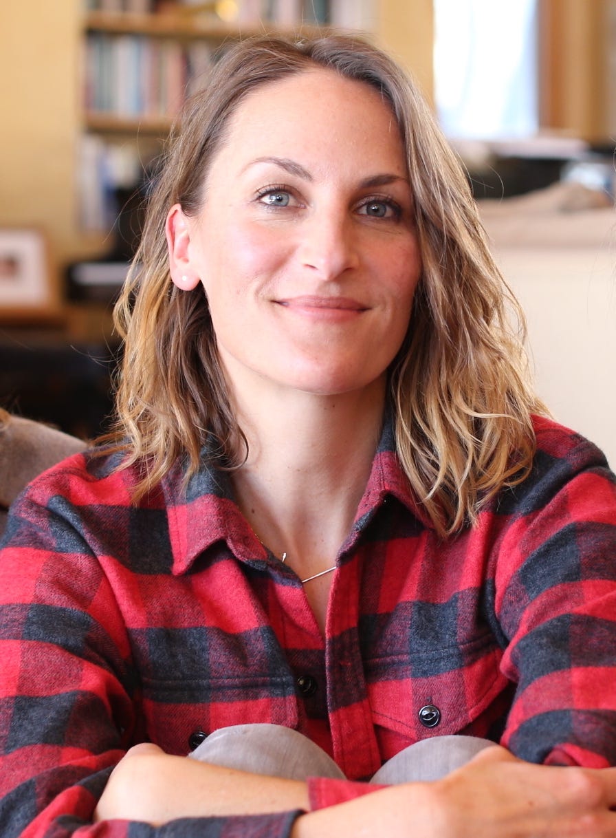 Alexandra Fuller – Medium