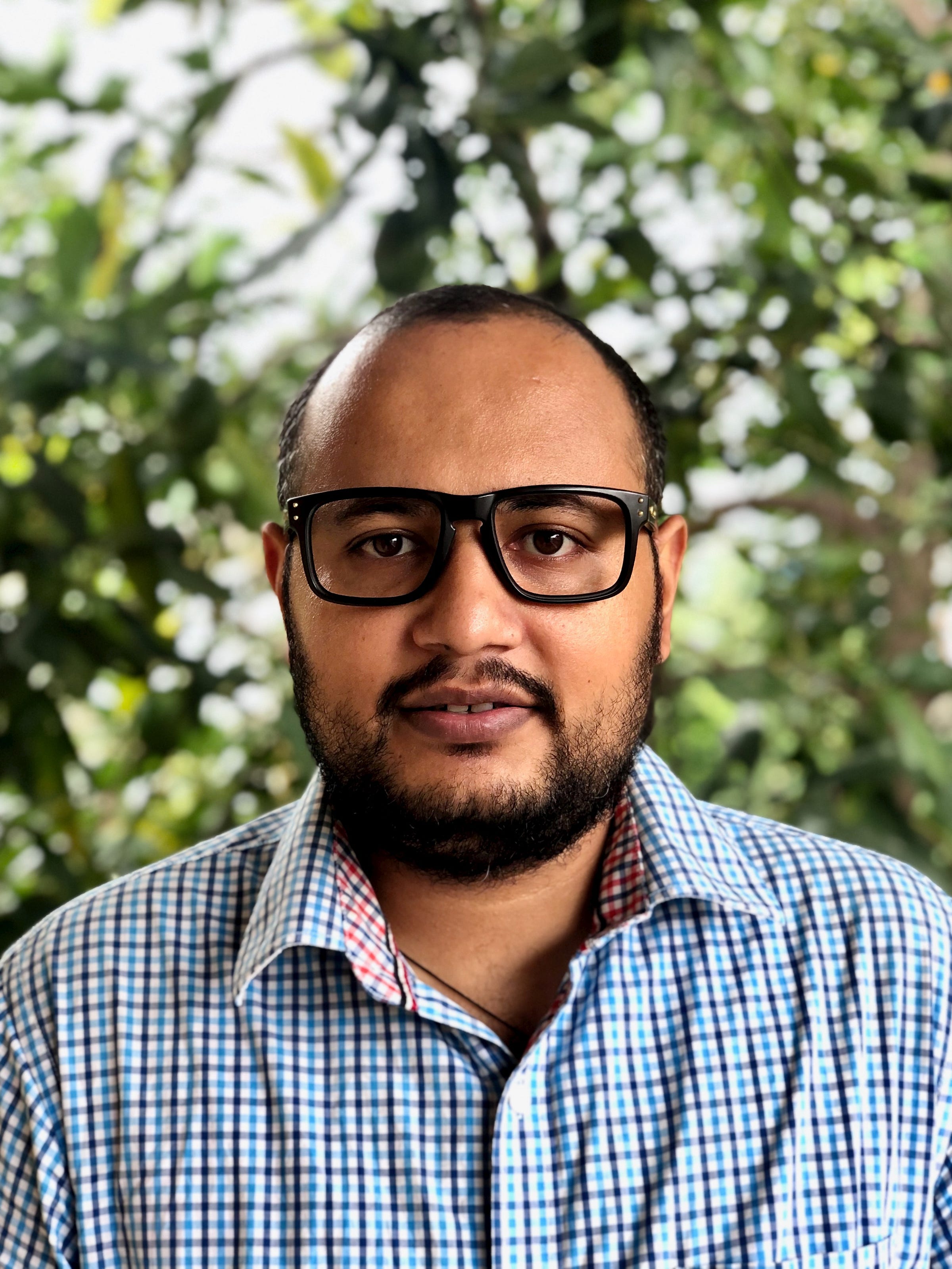 Pravash Karki – Medium