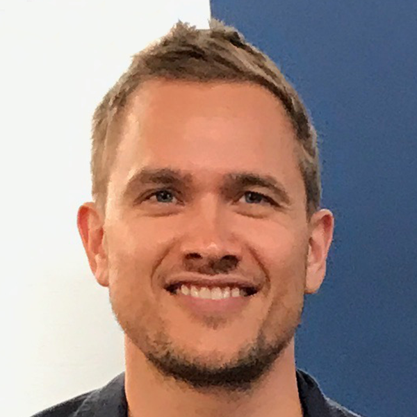 Jay Robinson – Medium