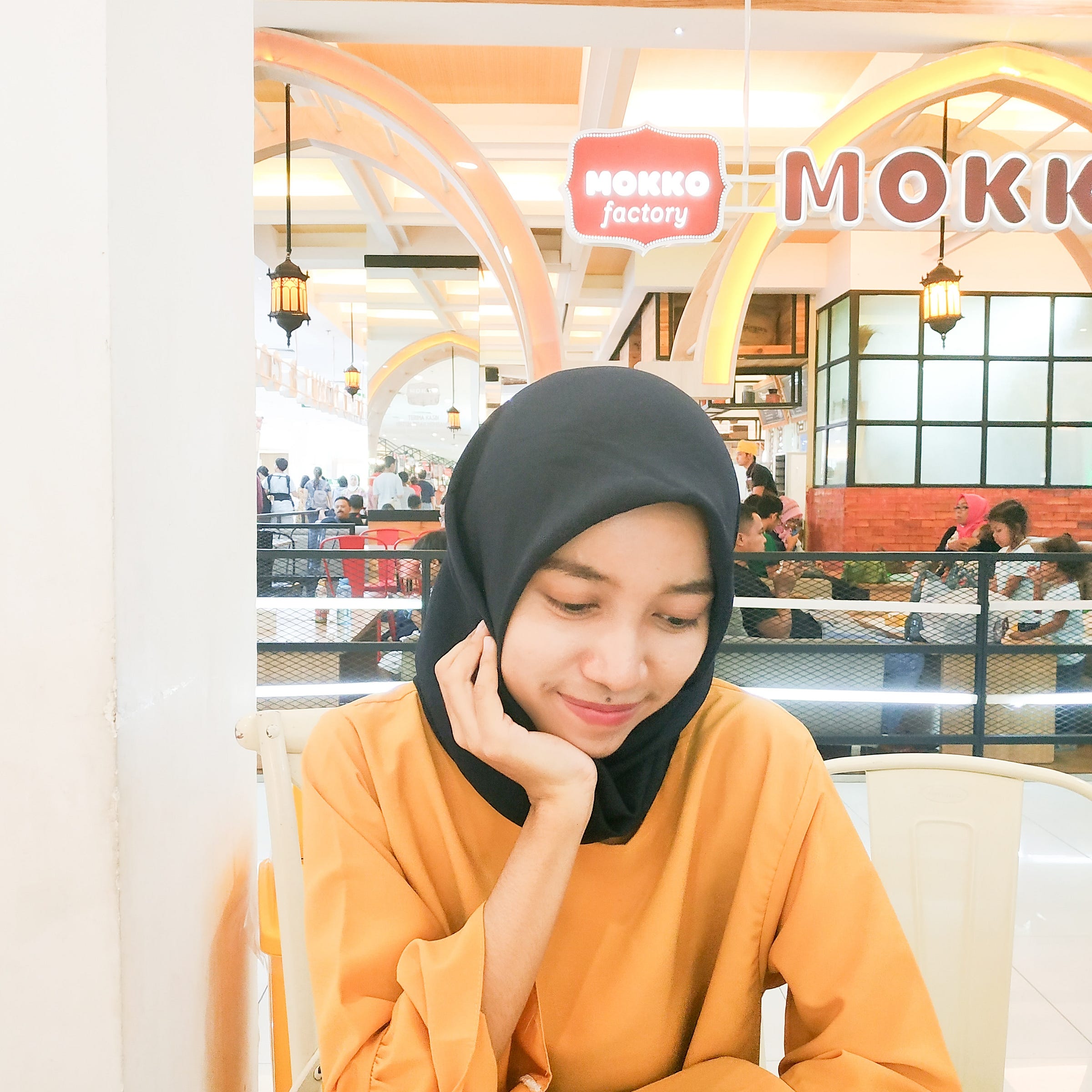 Novia Rachma – Medium