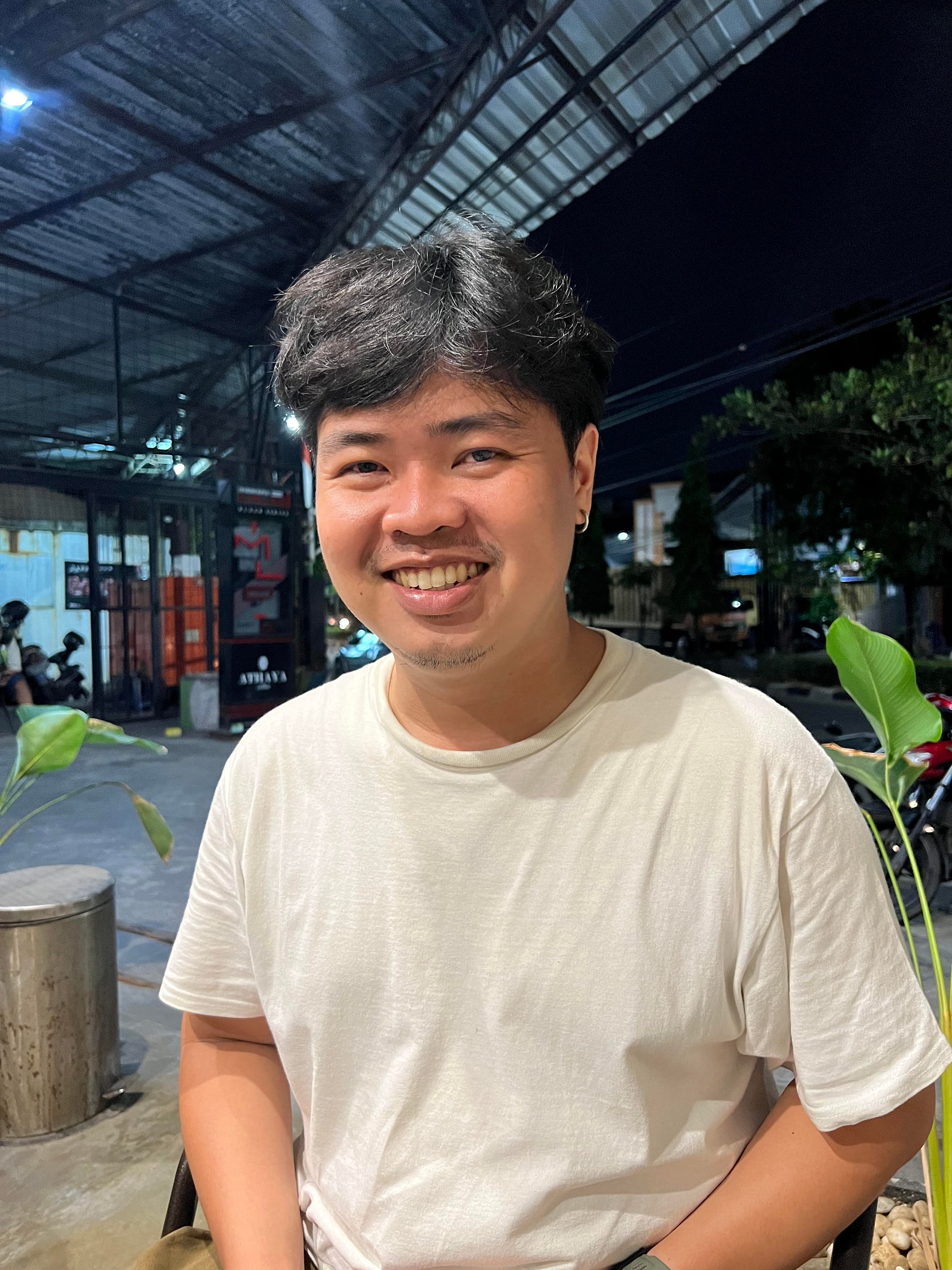 Peter Marvin – Medium