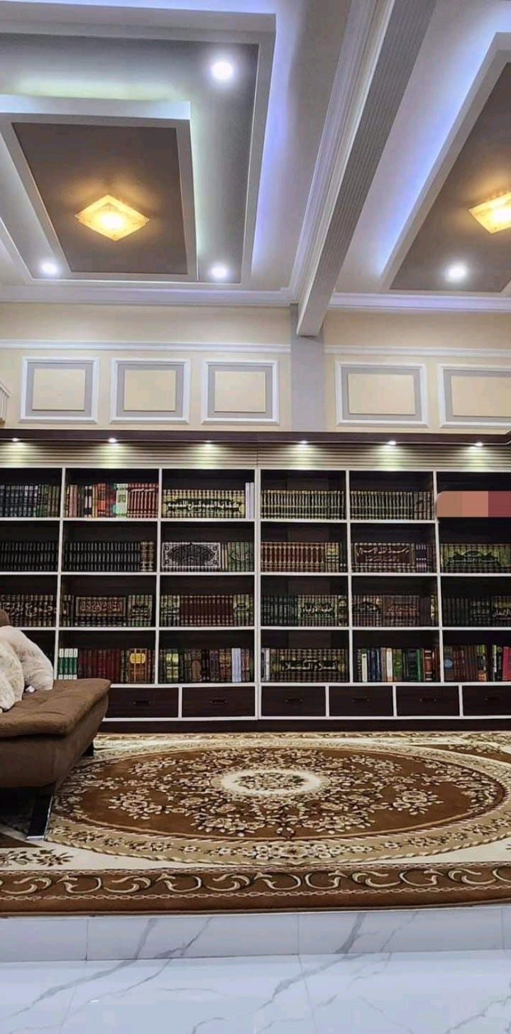 Mutalib Jibril Sabi – Medium