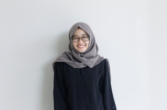 Diah Arifiana – Medium