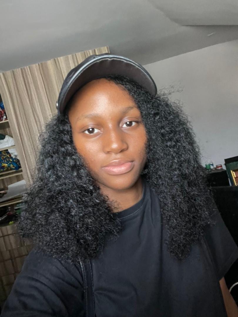 Thecapstone Mogbolu – Medium