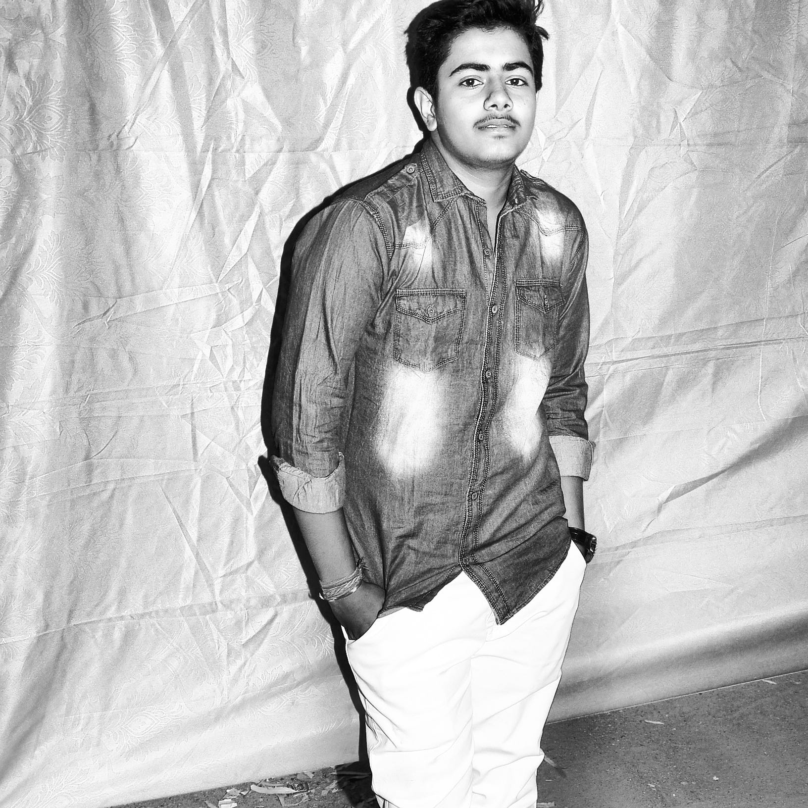 About Piyush Panchariya Medium