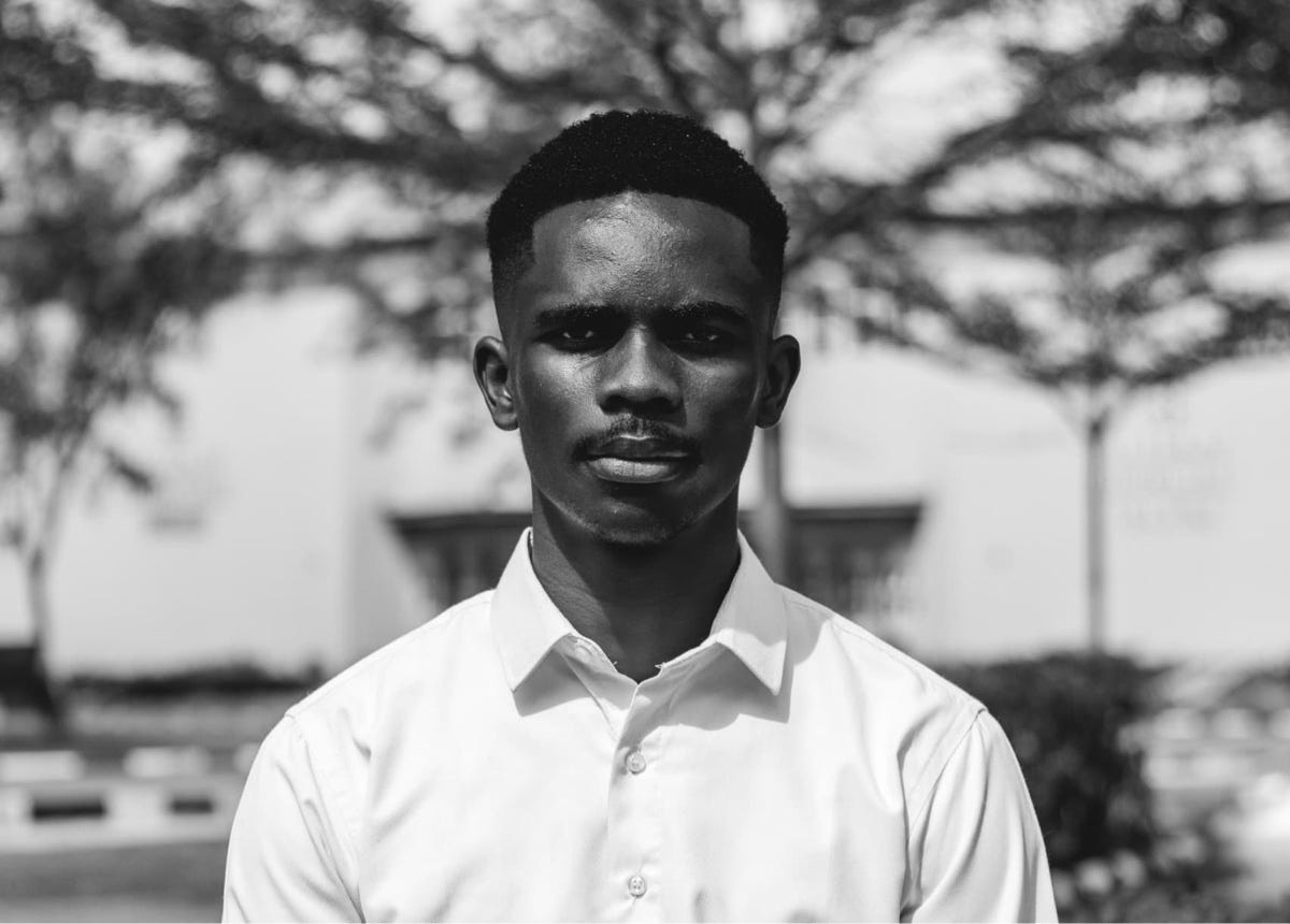 Rasheed Aro – Medium