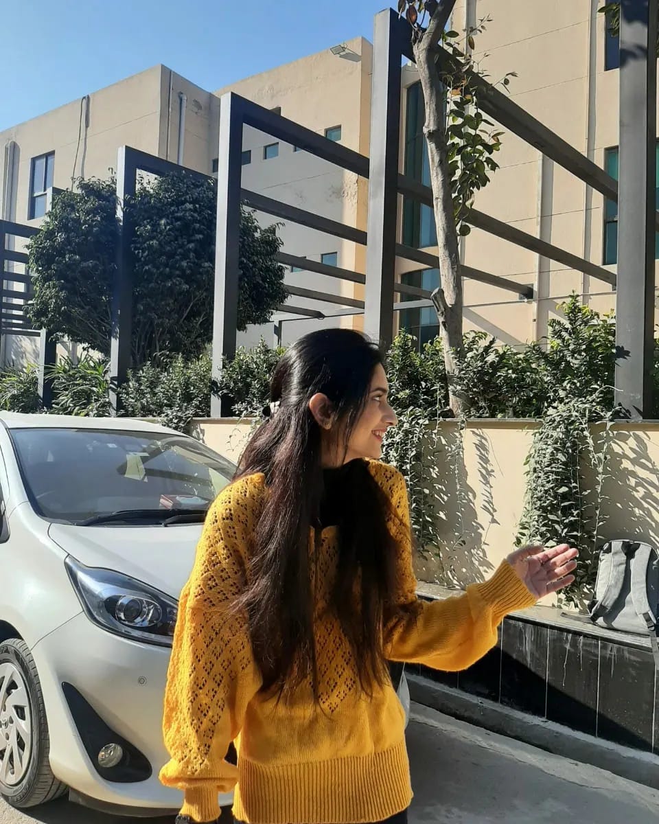Shaleeza Alamgeer – Medium