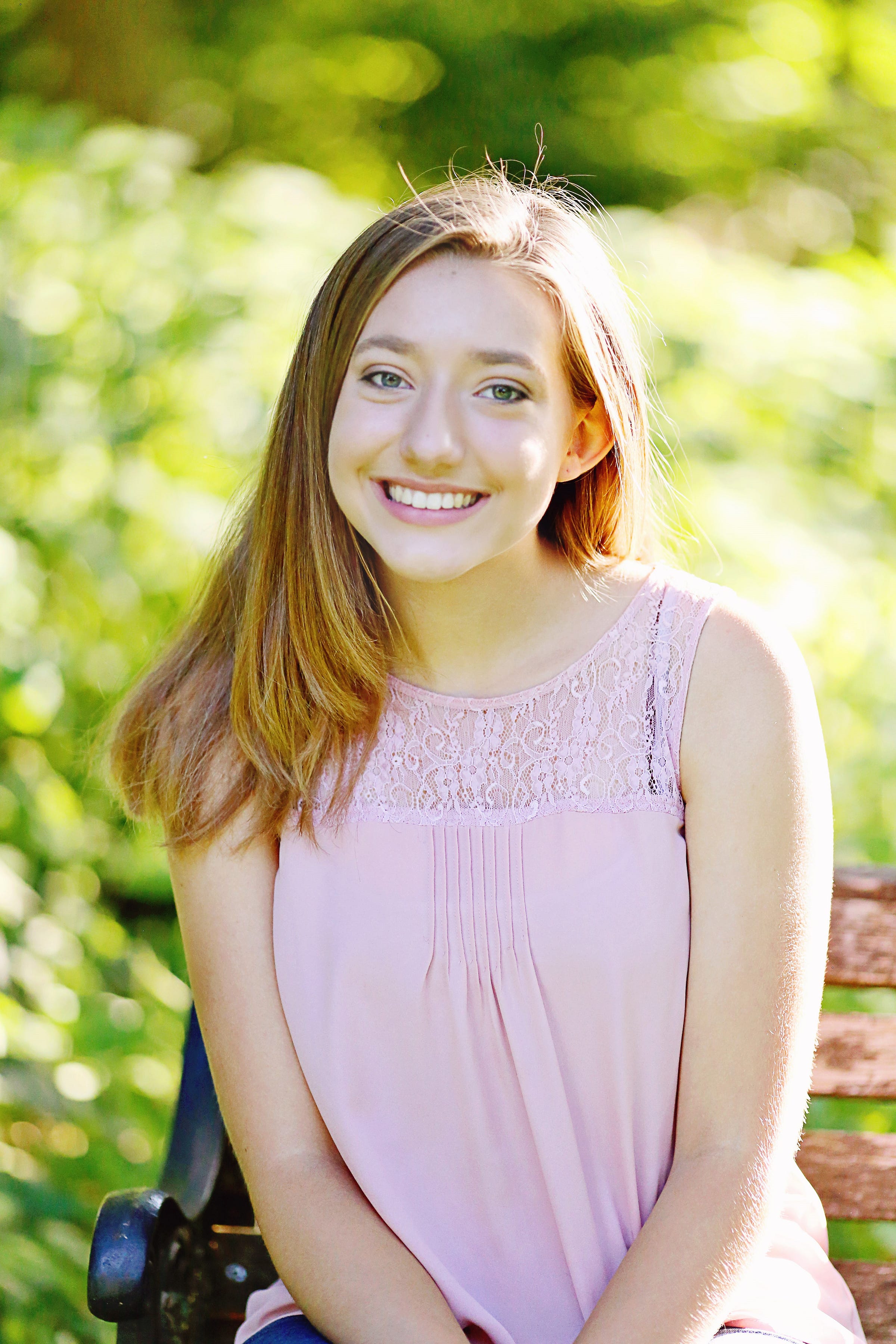 Alyssa Mast '21 – Medium