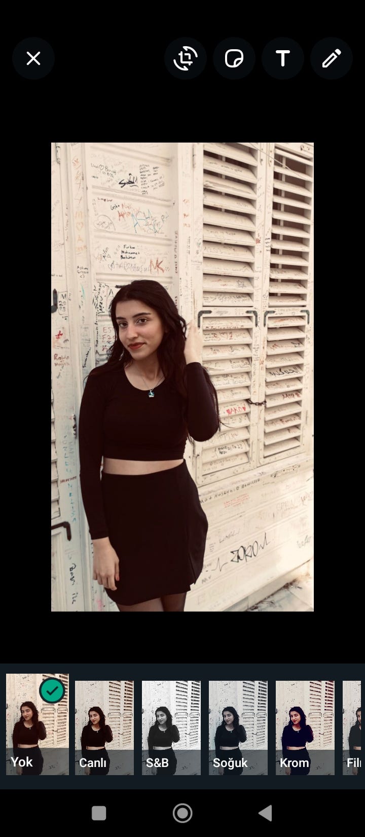 Reyhan Aslantaş – Medium