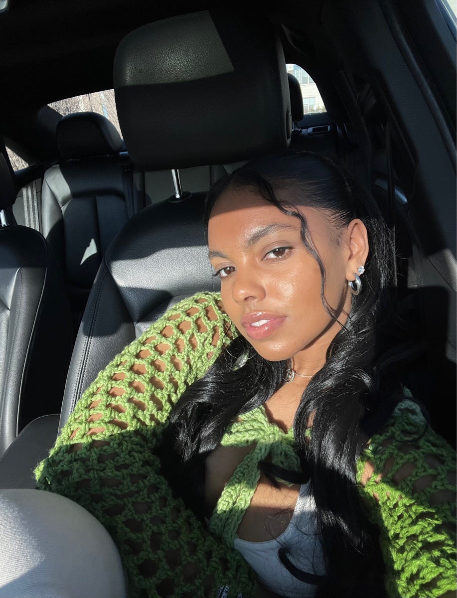 Madison Jade – Medium